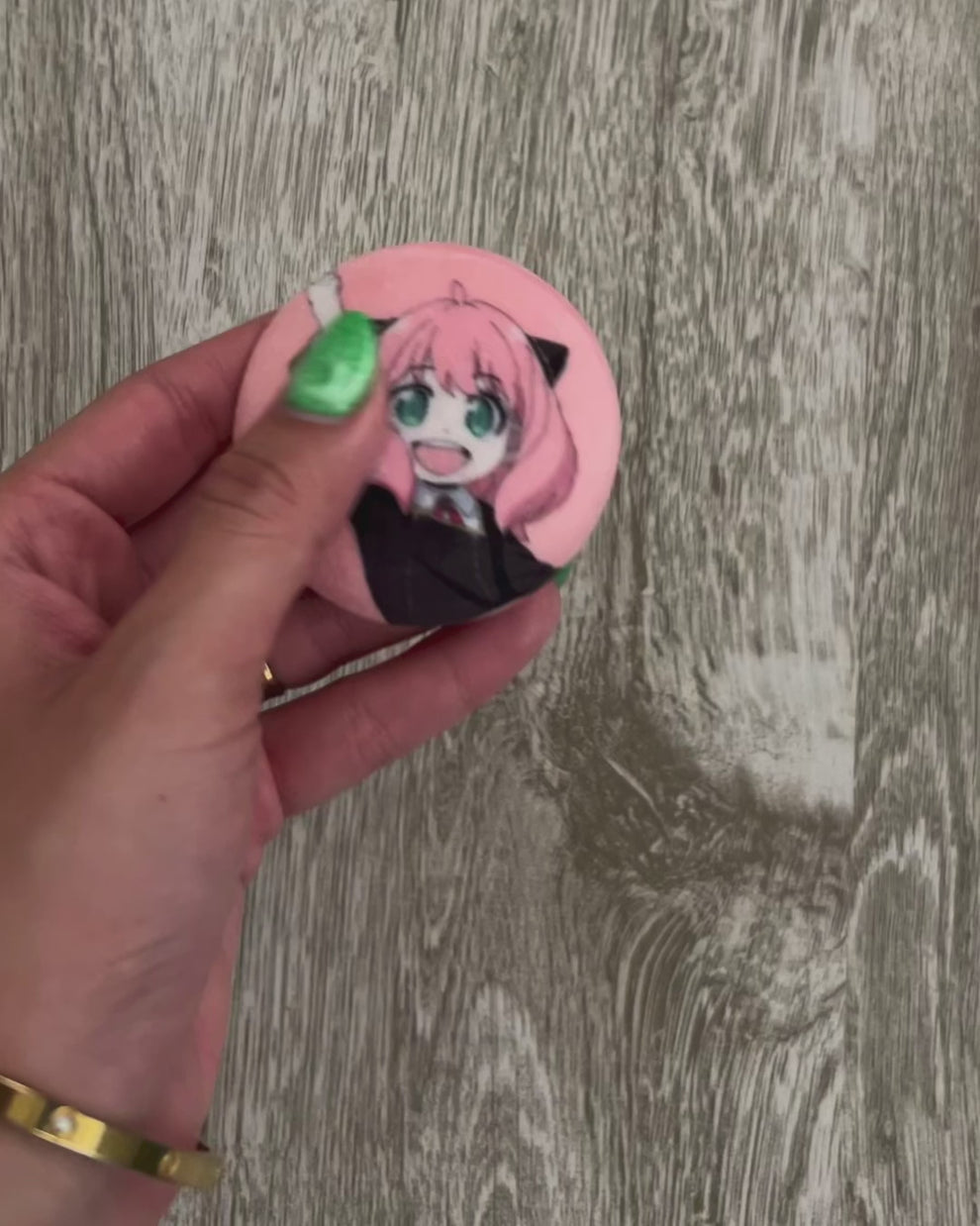 Telepathy Fluffy Pin – Details by Ash